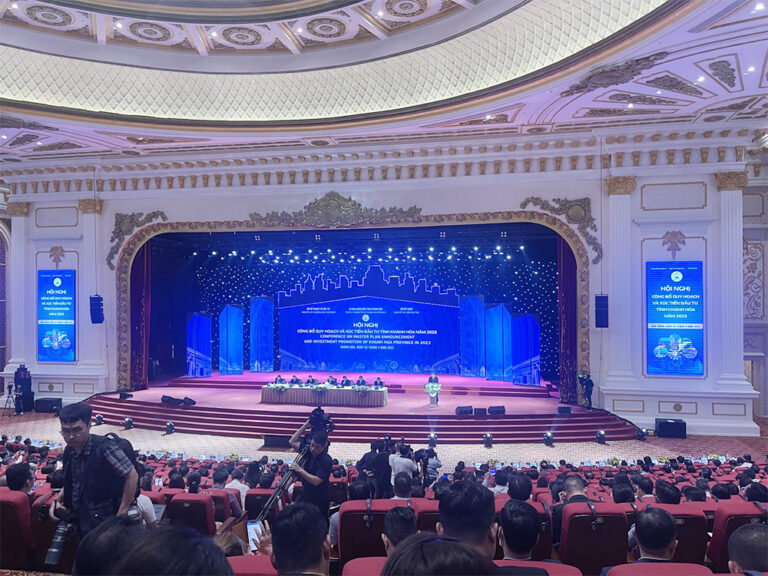 Thi Công Lắp Đặt Màn Hình LED Đa Dạng Kích Thước | LEDHD